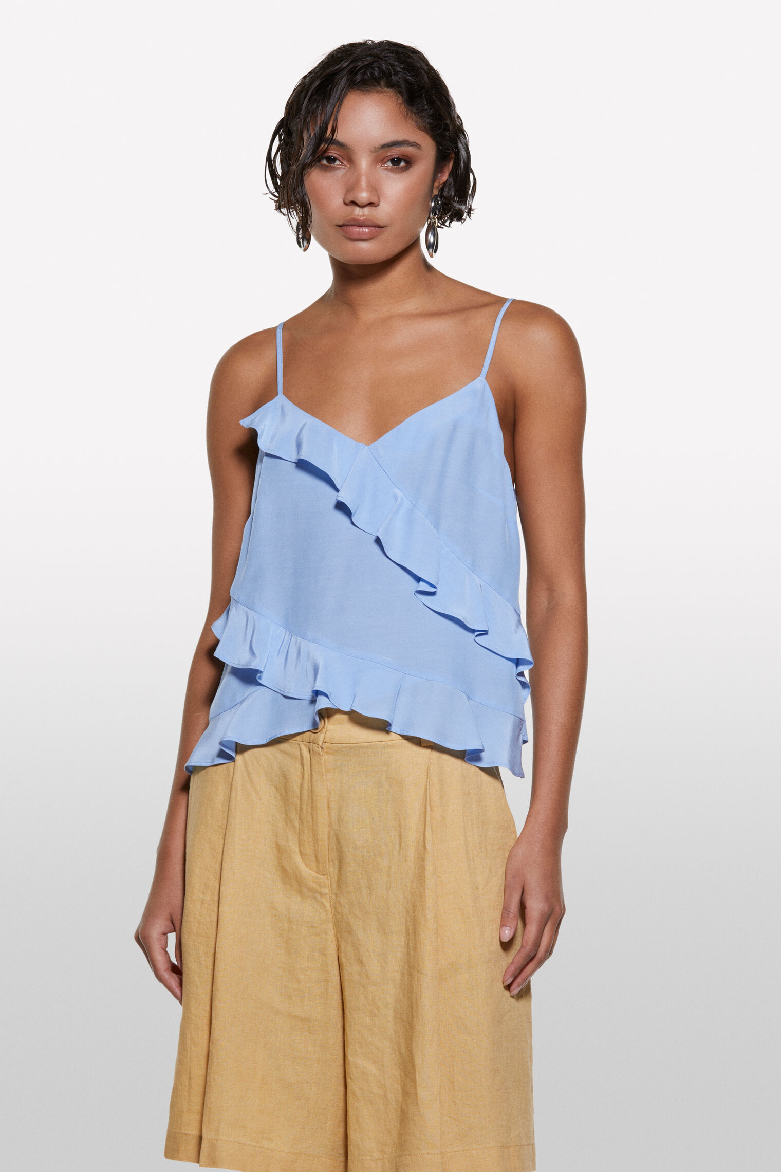 Women's Tops: elegant and casual tank tops | Sisley