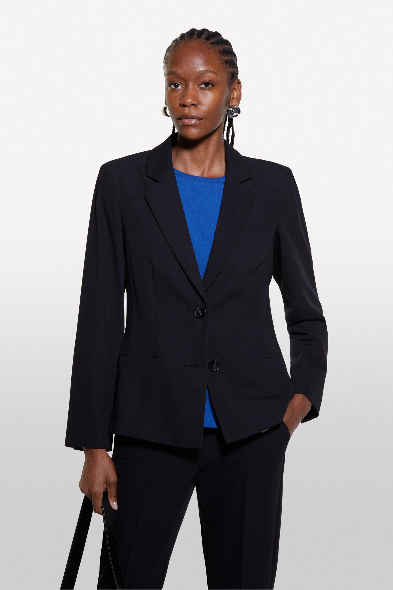 Women's Pants Suits: Elegant and Formal Outfits | Sisley